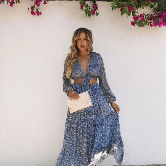 Vici | Dresses | Twopiece Scenery Printed Tiered Maxi Skirt Matching Tie Front Crop Navy S ...